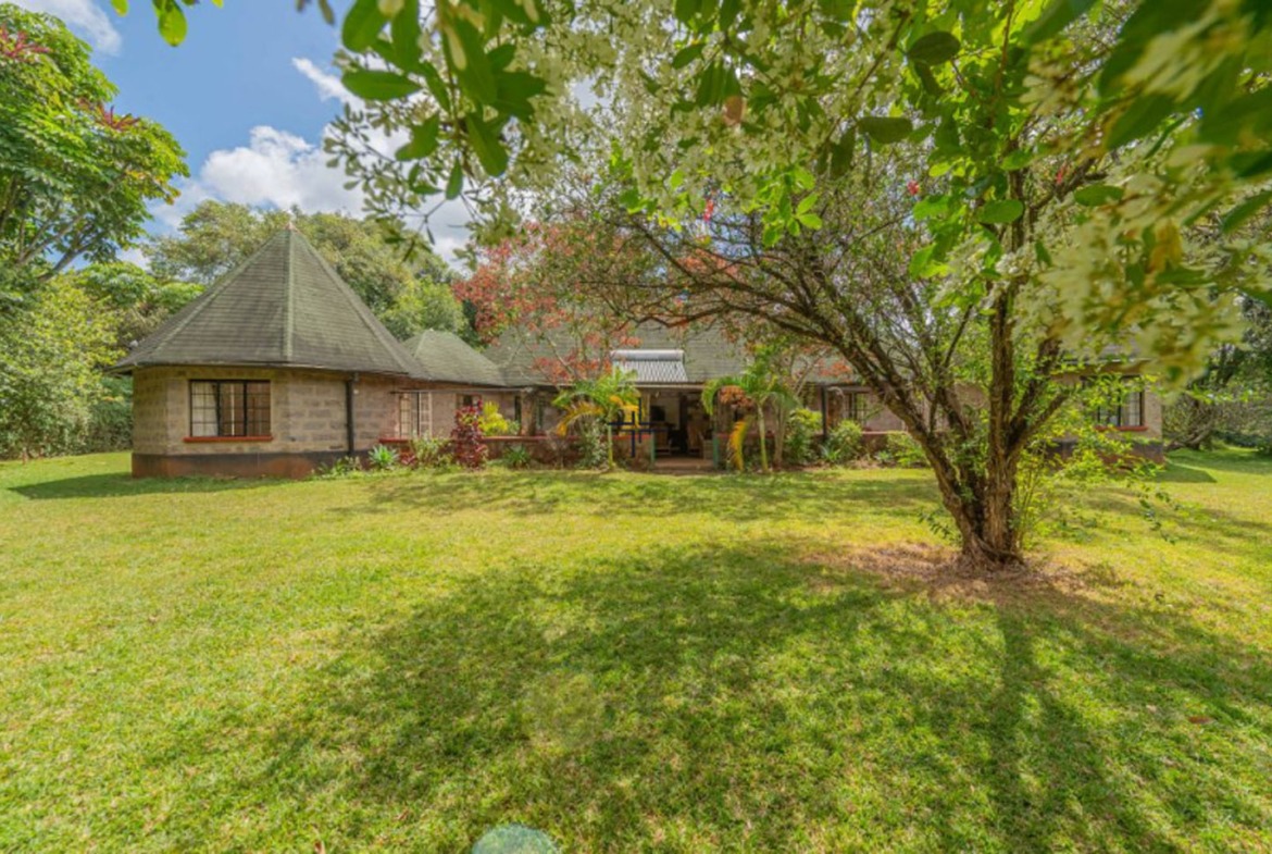 4.3 Acre Karen Estate with Two Furnished Homes and Pool – Newpoint